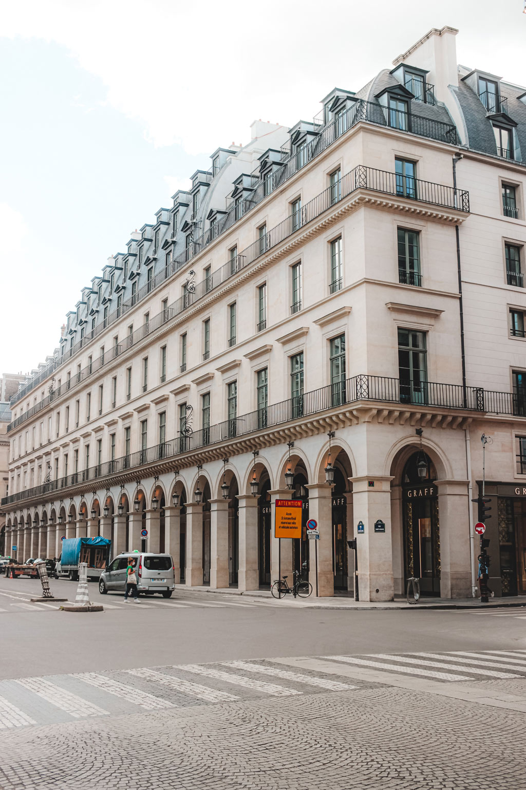 17 Classical Facade Design Ideas which are simply amazing - Aastitva