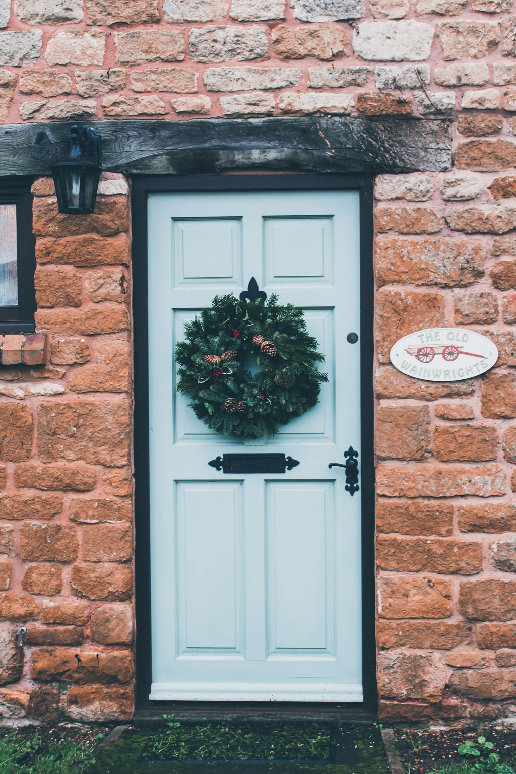 20 Beautiful Door Designs that will add up to your facade - Aastitva